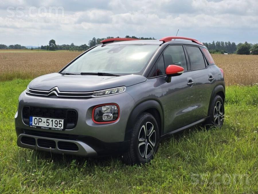 Серый Ситроен C3 Aircross 2018 в Цесис, объемом двигателя 1.60 л и пробегом 191 тыс. км за 6900 €, фото 3 на AUTOMOTO.COM.LV