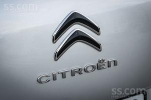 Grey Citroen c3-aircross 2018 in Riga, with an engine capacity of 1.20 L and mileage of 75 thousand km for 8150 €, photo 8 on AUTOMOTO.COM.LV