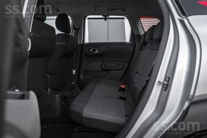 Grey Citroen c3-aircross 2018 in Riga, with an engine capacity of 1.20 L and mileage of 75 thousand km for 8150 €, photo 13 on AUTOMOTO.COM.LV