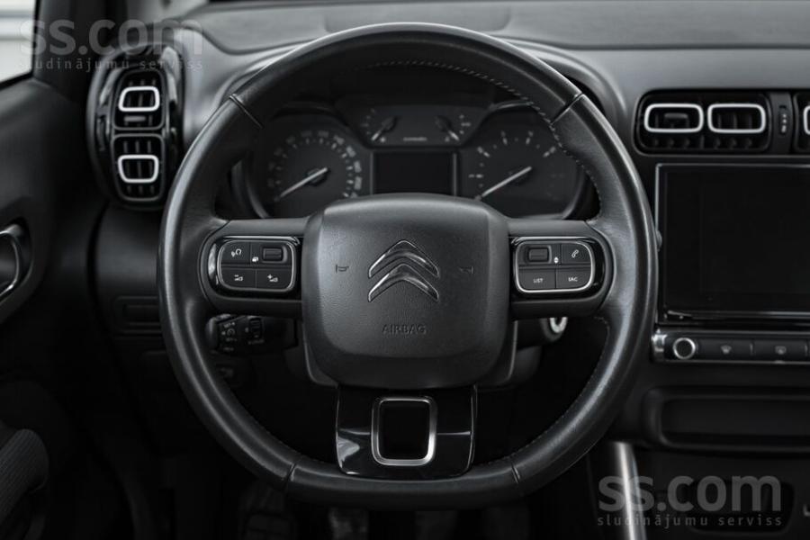 Grey Citroen c3-aircross 2018 in Riga, with an engine capacity of 1.20 L and mileage of 75 thousand km for 8150 €, photo 19 on AUTOMOTO.COM.LV