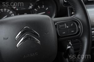 Grey Citroen c3-aircross 2018 in Riga, with an engine capacity of 1.20 L and mileage of 75 thousand km for 8150 €, photo 20 on AUTOMOTO.COM.LV