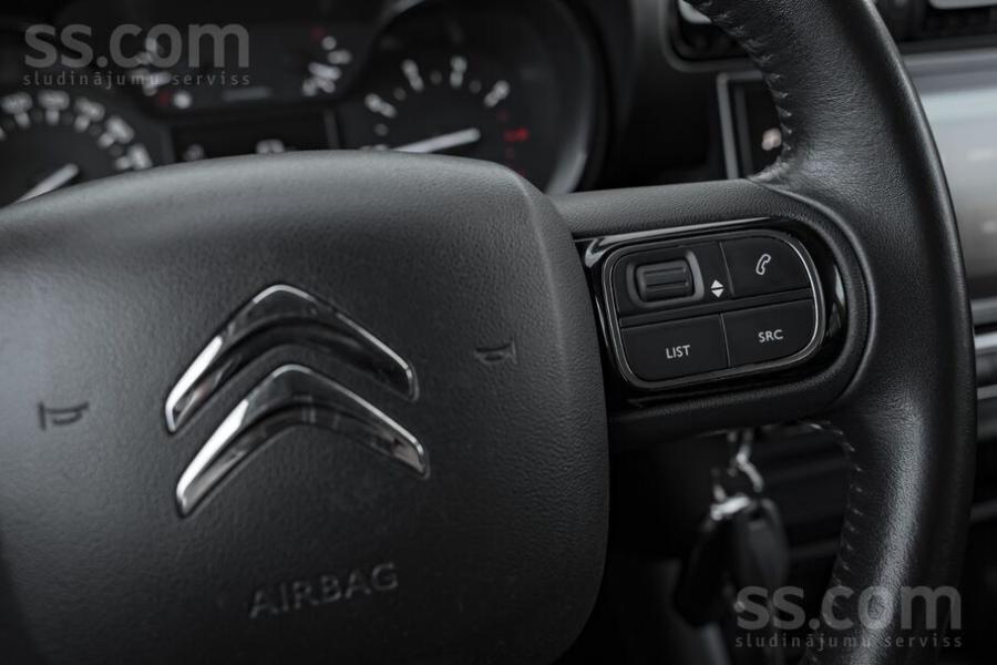 Grey Citroen c3-aircross 2018 in Riga, with an engine capacity of 1.20 L and mileage of 75 thousand km for 8150 €, photo 20 on AUTOMOTO.COM.LV