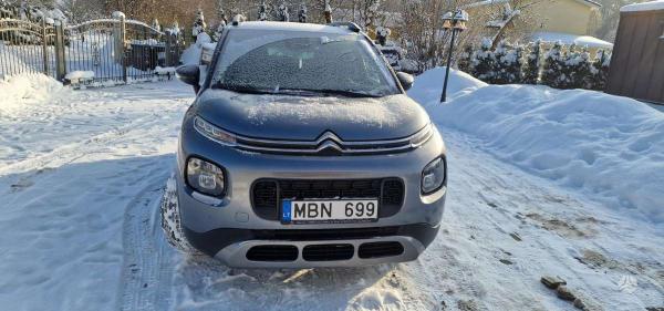 Grey Citroen c3-aircross 2019 in Vilnius, with an engine capacity of 1.20 L and mileage of 191 thousand km for 9000 €, photo 2 on AUTOMOTO.COM.LV