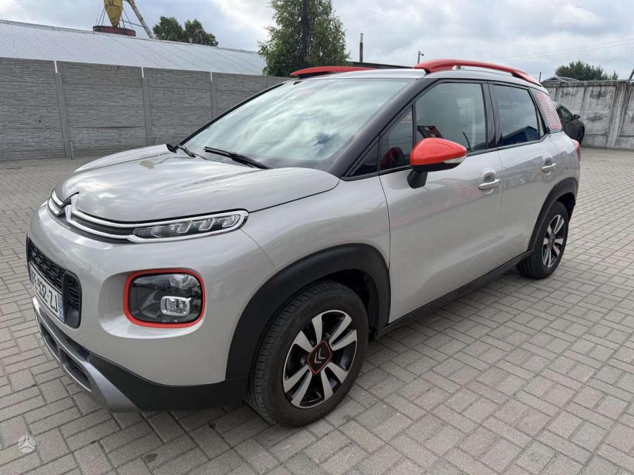 Серый Ситроен C3 Aircross 2019 в Таураге, объемом двигателя 1.20 л и пробегом 84 тыс. км за 8400 €, фото 1 на AUTOMOTO.COM.LV