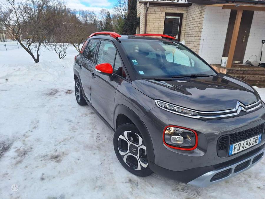 Pelēks Citroen c3-aircross 2020 Anykščiai, ar dzinēja tilpumu 1.20 L un nobraukumu 27 tūkst. km par 9950 €, foto 2 vietnē AUTOMOTO.COM.LV