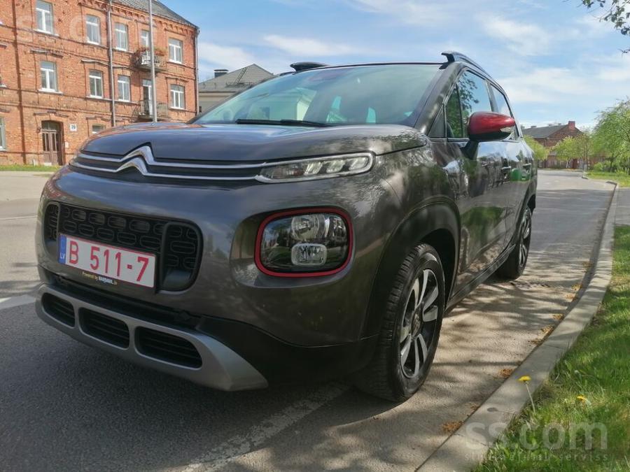 Pelēks Citroen c3-aircross 2020 Daugavpils, ar dzinēja tilpumu 1.50 L un nobraukumu 107 tūkst. km par 7900 €, foto 3 vietnē AUTOMOTO.COM.LV