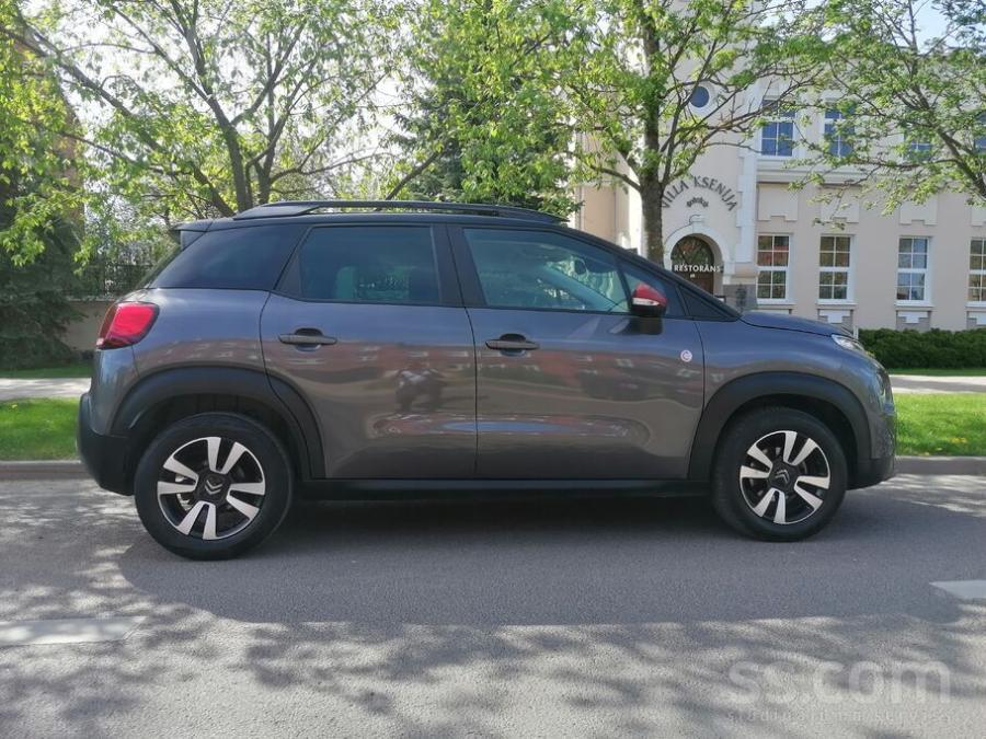 Pelēks Citroen c3-aircross 2020 Daugavpils, ar dzinēja tilpumu 1.50 L un nobraukumu 107 tūkst. km par 7900 €, foto 12 vietnē AUTOMOTO.COM.LV