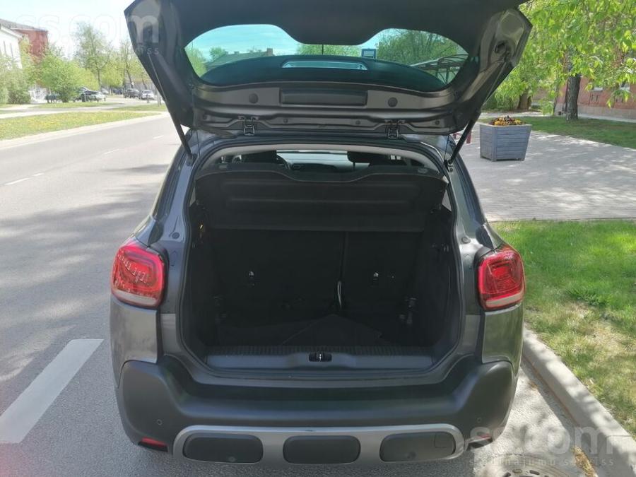 Pelēks Citroen c3-aircross 2020 Daugavpils, ar dzinēja tilpumu 1.50 L un nobraukumu 107 tūkst. km par 7900 €, foto 24 vietnē AUTOMOTO.COM.LV