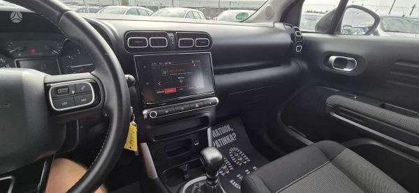 Pelēks Citroen c3-aircross 2020 Kauņa, ar dzinēja tilpumu 1.50 L un nobraukumu 80 tūkst. km par 8750 €, foto 9 vietnē AUTOMOTO.COM.LV