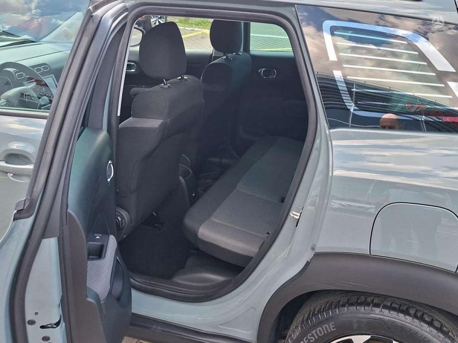 Grey Citroen c3-aircross 2021 in Vilnius, with an engine capacity of 1.20 L and mileage of 47 thousand km for 11500 €, photo 9 on AUTOMOTO.COM.LV