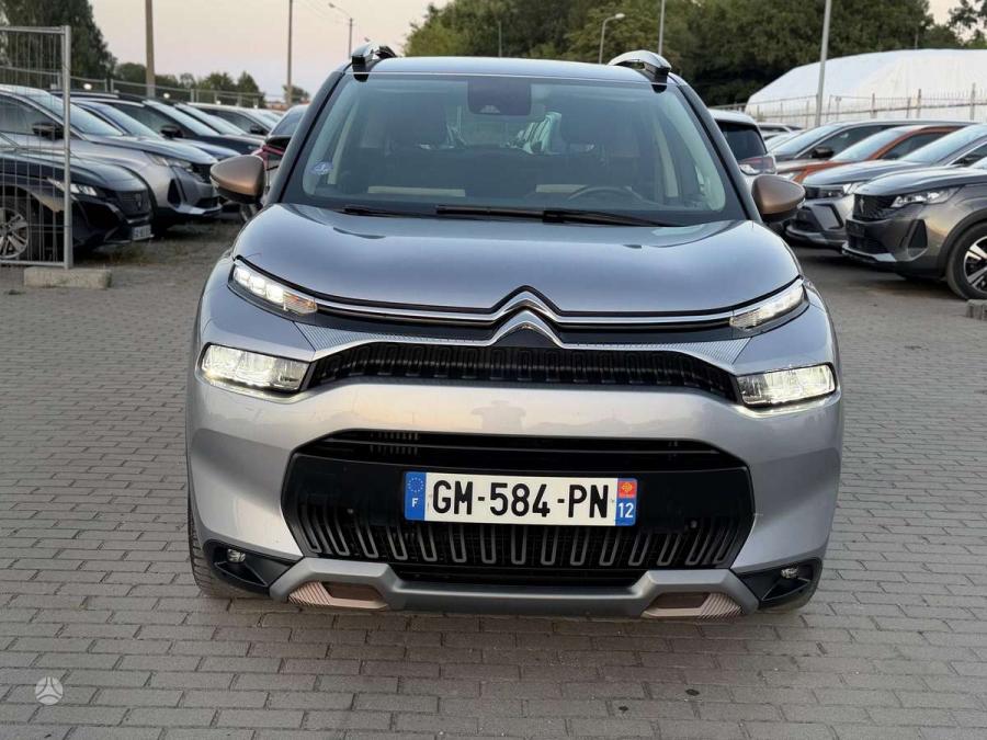 Grey Citroen c3-aircross 2023 in Marijampole, with an engine capacity of 1.20 L and mileage of 115 thousand km for 10527 €, photo 4 on AUTOMOTO.COM.LV