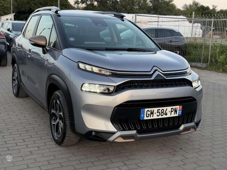 Grey Citroen c3-aircross 2023 in Marijampole, with an engine capacity of 1.20 L and mileage of 115 thousand km for 10527 €, photo 6 on AUTOMOTO.COM.LV
