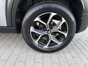 Grey Citroen c3-aircross 2023 in Marijampole, with an engine capacity of 1.20 L and mileage of 115 thousand km for 10527 €, photo 18 on AUTOMOTO.COM.LV