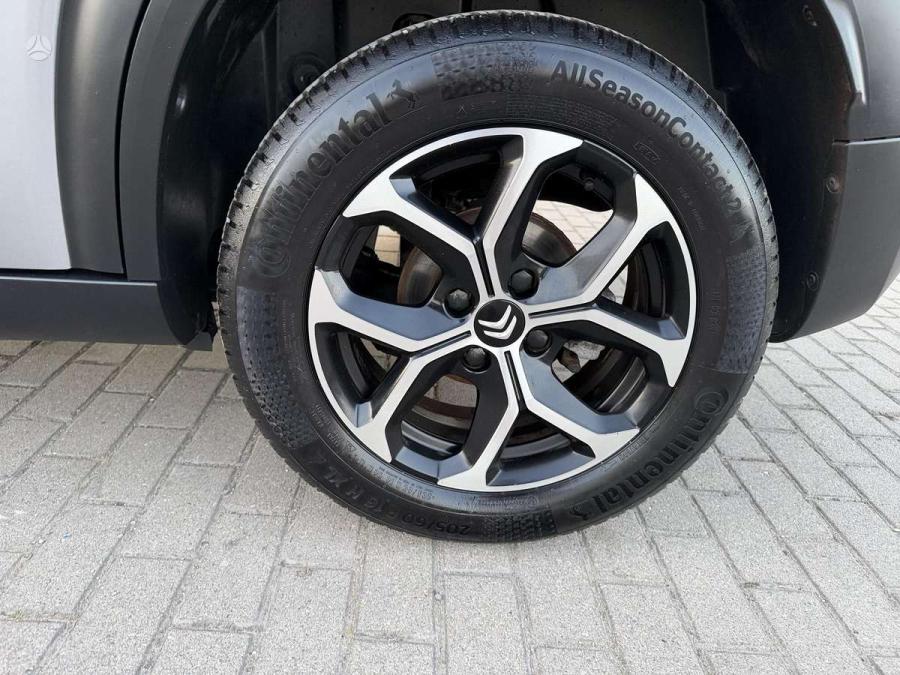 Grey Citroen c3-aircross 2023 in Marijampole, with an engine capacity of 1.20 L and mileage of 115 thousand km for 10527 €, photo 18 on AUTOMOTO.COM.LV