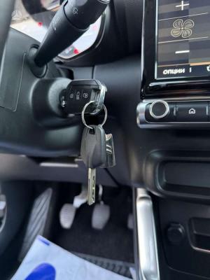 Grey Citroen c3-aircross 2023 in Marijampole, with an engine capacity of 1.20 L and mileage of 115 thousand km for 10527 €, photo 32 on AUTOMOTO.COM.LV
