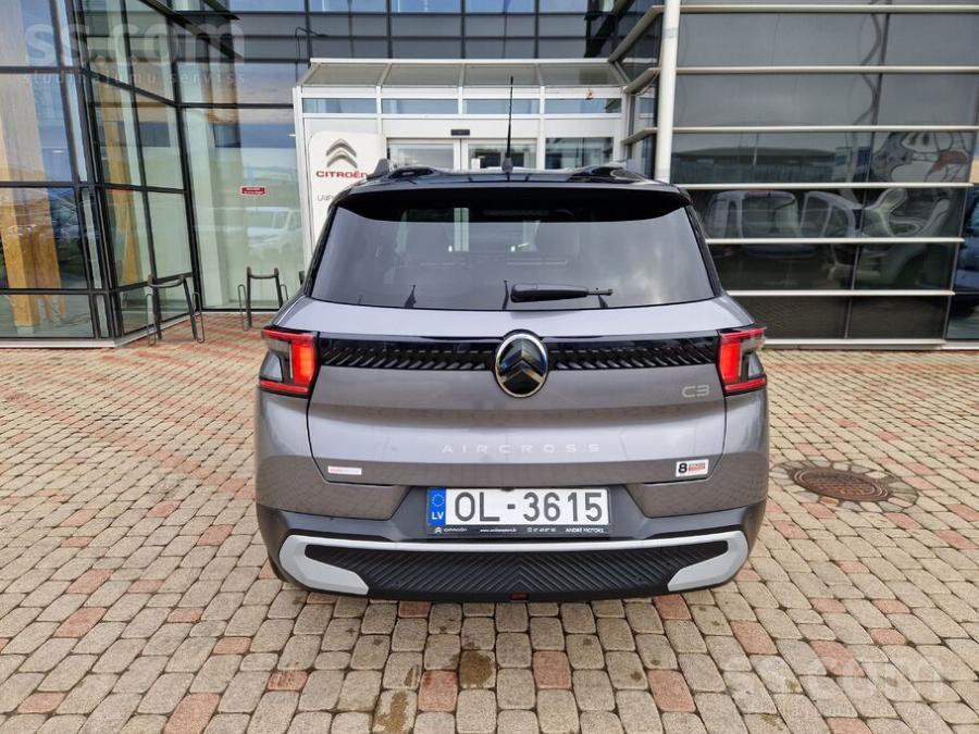 Серый Ситроен C3 Aircross 2026 в Рига, объемом двигателя 1.20 л и пробегом 8 тыс. км за 20900 €, фото 6 на AUTOMOTO.COM.LV