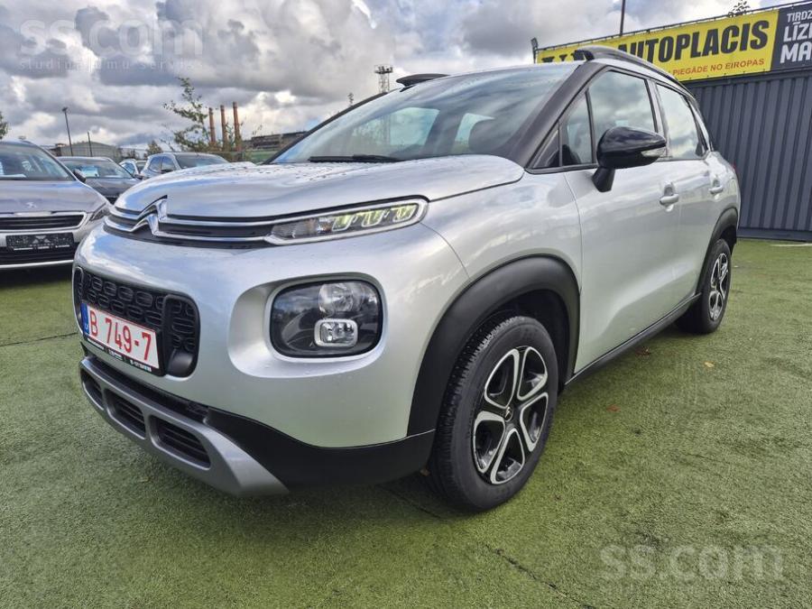 Серый Ситроен C3 Aircross 2017 в Лиепая, объемом двигателя 1.20 л и пробегом 135 тыс. км за 8200 €, фото 1 на AUTOMOTO.COM.LV