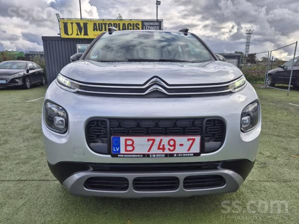 Серый Ситроен C3 Aircross 2017 в Лиепая, объемом двигателя 1.20 л и пробегом 135 тыс. км за 8200 €, фото 3 на AUTOMOTO.COM.LV