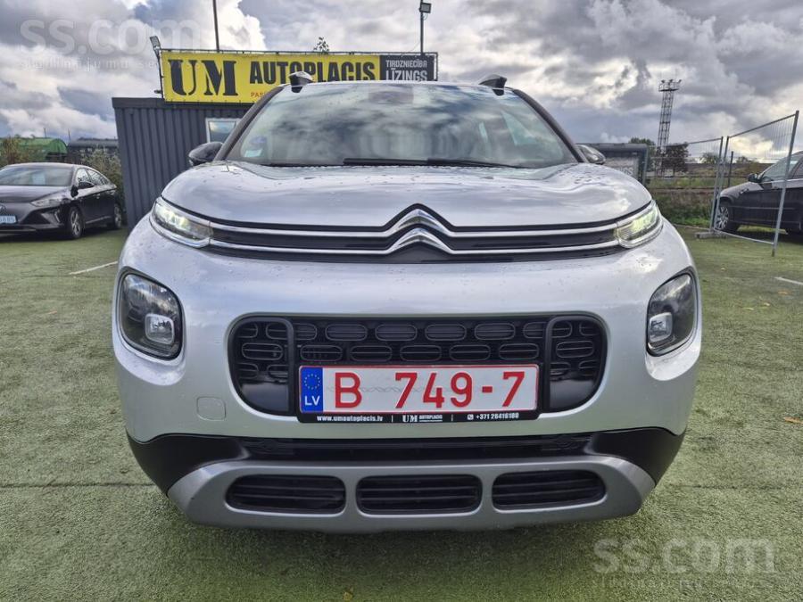 Серый Ситроен C3 Aircross 2017 в Лиепая, объемом двигателя 1.20 л и пробегом 135 тыс. км за 8200 €, фото 3 на AUTOMOTO.COM.LV