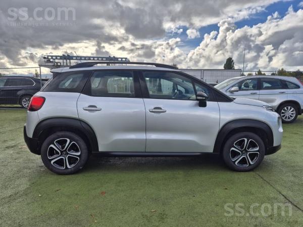 Серый Ситроен C3 Aircross 2017 в Лиепая, объемом двигателя 1.20 л и пробегом 135 тыс. км за 8200 €, фото 5 на AUTOMOTO.COM.LV