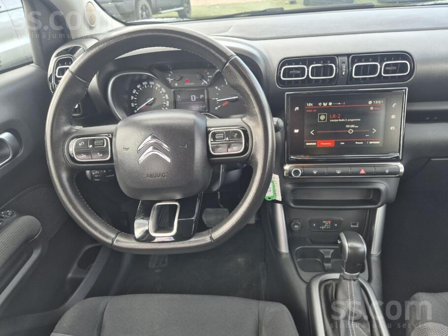 Серый Ситроен C3 Aircross 2017 в Лиепая, объемом двигателя 1.20 л и пробегом 135 тыс. км за 8200 €, фото 13 на AUTOMOTO.COM.LV