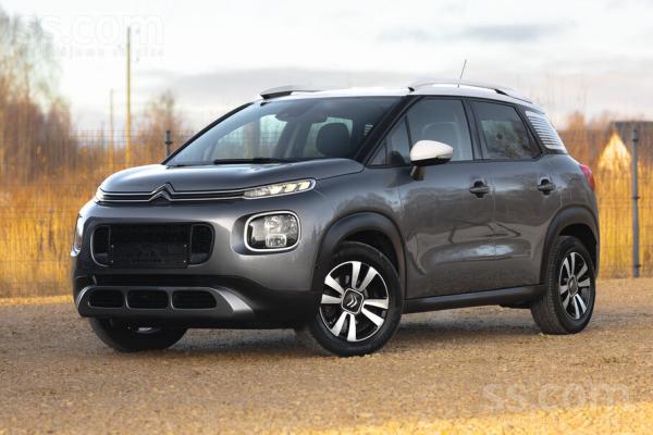 Серый Ситроен C3 Aircross 2018 в Елгава, объемом двигателя 1.20 л и пробегом 158 тыс. км за 10000 €, фото 3 на AUTOMOTO.COM.LV
