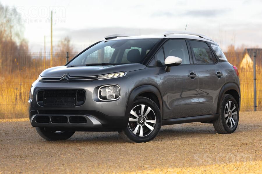 Серый Ситроен C3 Aircross 2018 в Елгава, объемом двигателя 1.20 л и пробегом 158 тыс. км за 10000 €, фото 4 на AUTOMOTO.COM.LV