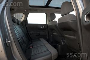 Серый Ситроен C3 Aircross 2018 в Елгава, объемом двигателя 1.20 л и пробегом 158 тыс. км за 10000 €, фото 11 на AUTOMOTO.COM.LV