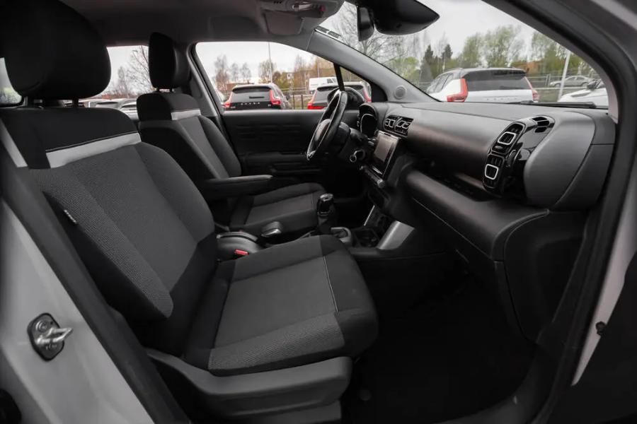 Серый Ситроен C3 Aircross 2018 в Елгава, объемом двигателя 1.20 л и пробегом 152 тыс. км за 7900 €, фото 25 на AUTOMOTO.COM.LV