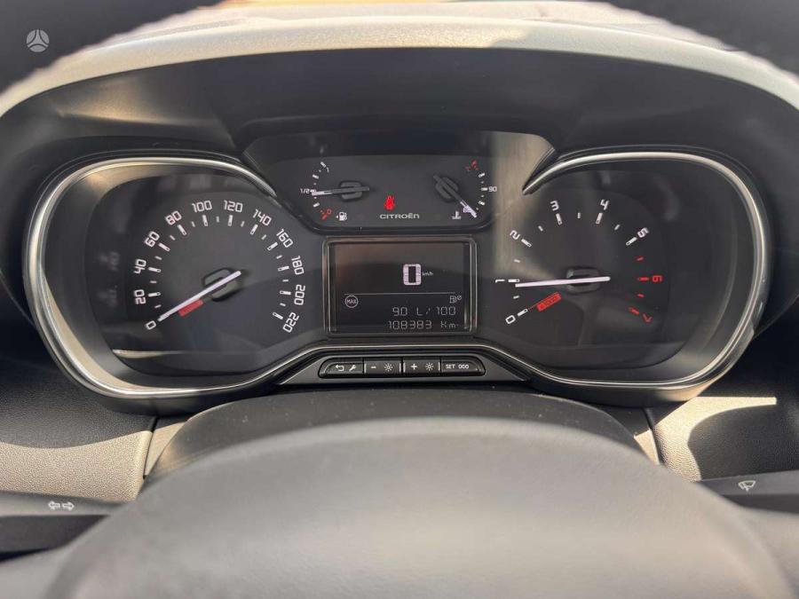 Grey Citroen c3-aircross 2018 in Taurage, with an engine capacity of 1.20 L and mileage of 108 thousand km for 6400 €, photo 14 on AUTOMOTO.COM.LV