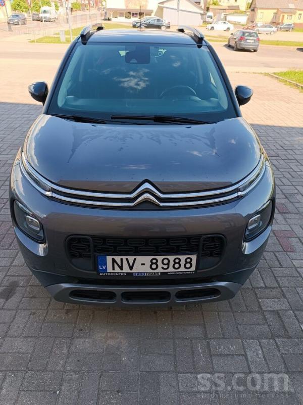 Pelēks Citroen c3-aircross 2019 Rēzekne, ar dzinēja tilpumu 1.50 L un nobraukumu 170 tūkst. km par 8200 €, foto 3 vietnē AUTOMOTO.COM.LV