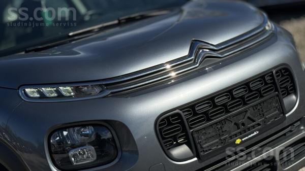 Grey Citroen c3-aircross 2019 in Jelgava, with an engine capacity of 1.20 L and mileage of 127 thousand km for 8490 €, photo 5 on AUTOMOTO.COM.LV