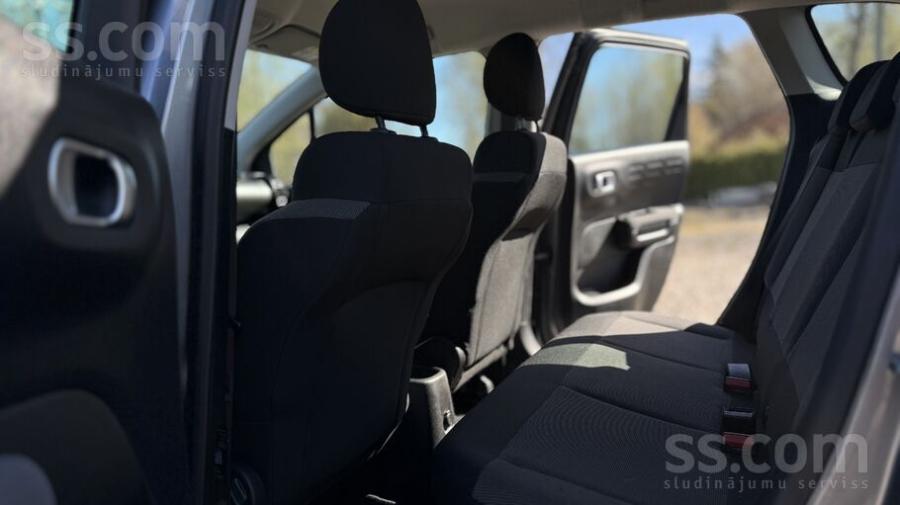 Серый Ситроен C3 Aircross 2019 в Елгава, объемом двигателя 1.20 л и пробегом 127 тыс. км за 8490 €, фото 10 на AUTOMOTO.COM.LV