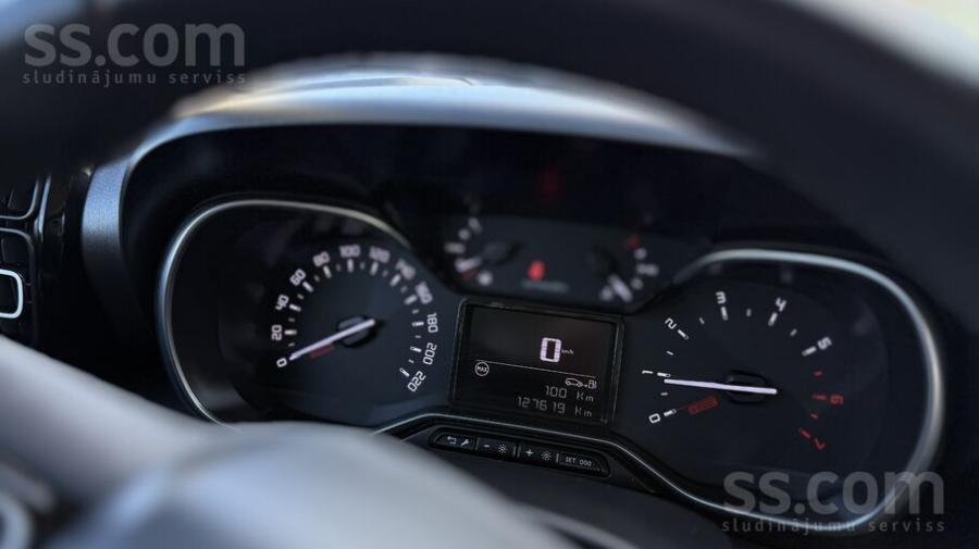 Серый Ситроен C3 Aircross 2019 в Елгава, объемом двигателя 1.20 л и пробегом 127 тыс. км за 8490 €, фото 12 на AUTOMOTO.COM.LV