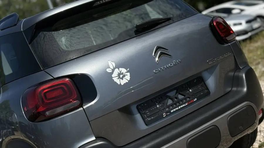 Pelēks Citroen c3-aircross 2019 Jelgava, ar dzinēja tilpumu 1.20 L un nobraukumu 127 tūkst. km par 7990 €, foto 7 vietnē AUTOMOTO.COM.LV