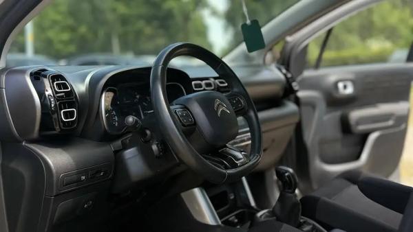 Серый Ситроен C3 Aircross 2019 в Елгава, объемом двигателя 1.20 л и пробегом 127 тыс. км за 7990 €, фото 7 на AUTOMOTO.COM.LV