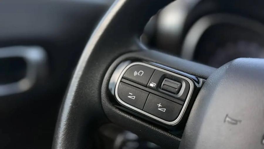 Pelēks Citroen c3-aircross 2019 Jelgava, ar dzinēja tilpumu 1.20 L un nobraukumu 127 tūkst. km par 7990 €, foto 19 vietnē AUTOMOTO.COM.LV