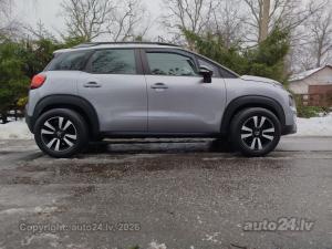 Pelēks Citroen c3-aircross 2020 Tallina, ar dzinēja tilpumu 1.20 L un nobraukumu 72 tūkst. km par 11999 €, foto 3 vietnē AUTOMOTO.COM.LV