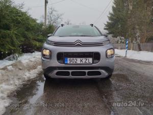 Pelēks Citroen c3-aircross 2020 Tallina, ar dzinēja tilpumu 1.20 L un nobraukumu 72 tūkst. km par 11999 €, foto 4 vietnē AUTOMOTO.COM.LV