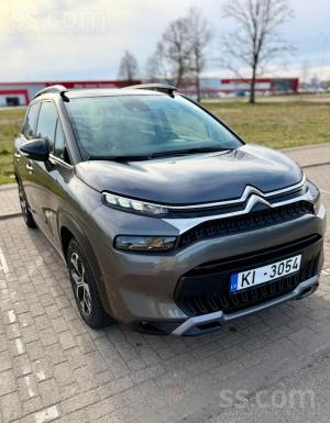 Серый Ситроен C3 Aircross 2021 в Рига, объемом двигателя 1.20 л и пробегом 76 тыс. км за 12300 €, фото 3 на AUTOMOTO.COM.LV
