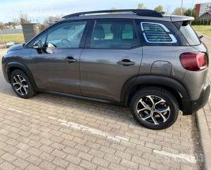 Серый Ситроен C3 Aircross 2021 в Рига, объемом двигателя 1.20 л и пробегом 76 тыс. км за 12300 €, фото 4 на AUTOMOTO.COM.LV