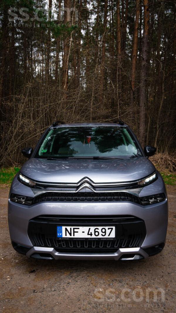 Серый Ситроен C3 Aircross 2022 в Бауска, объемом двигателя 1.50 л и пробегом 71 тыс. км за 12000 €, фото 1 на AUTOMOTO.COM.LV