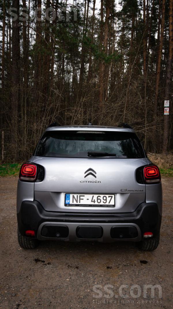 Серый Ситроен C3 Aircross 2022 в Бауска, объемом двигателя 1.50 л и пробегом 71 тыс. км за 12000 €, фото 2 на AUTOMOTO.COM.LV