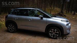 Pelēks Citroen c3-aircross 2022 Bauska, ar dzinēja tilpumu 1.50 L un nobraukumu 71 tūkst. km par 12000 €, foto 4 vietnē AUTOMOTO.COM.LV