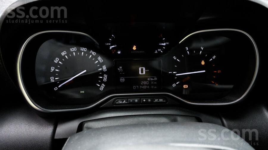 Pelēks Citroen c3-aircross 2022 Bauska, ar dzinēja tilpumu 1.50 L un nobraukumu 71 tūkst. km par 12000 €, foto 7 vietnē AUTOMOTO.COM.LV