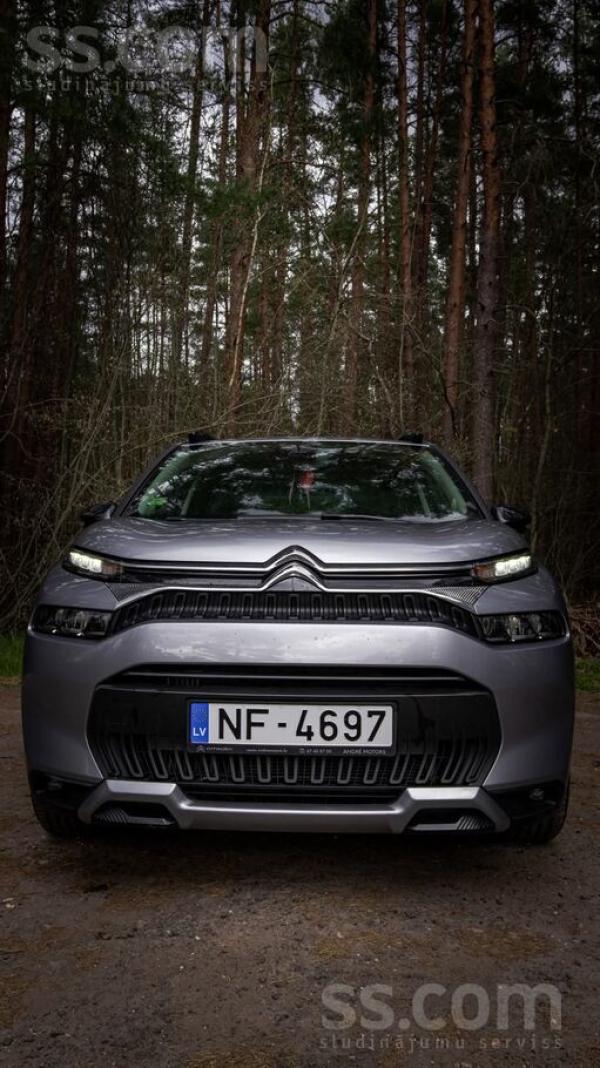 Pelēks Citroen c3-aircross 2022 Bauska, ar dzinēja tilpumu 1.50 L un nobraukumu 80 tūkst. km par 10000 €, foto 3 vietnē AUTOMOTO.COM.LV
