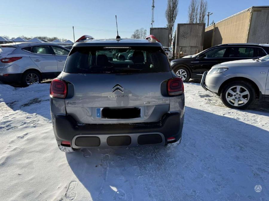 Pelēks Citroen c3-aircross 2018 Tauragė, ar dzinēja tilpumu 1.60 L un nobraukumu 191 tūkst. km par 5900 €, foto 5 vietnē AUTOMOTO.COM.LV