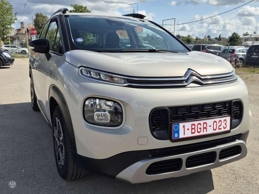 Серый Ситроен C3 Aircross 2018 в Шяуляй, объемом двигателя 1.20 л и пробегом 182 тыс. км за 5750 €, фото 1 на AUTOMOTO.COM.LV