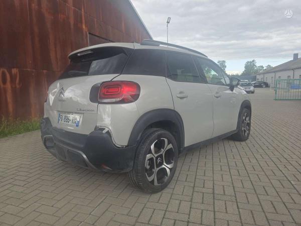 Grey Citroen c3-aircross 2018 in Taurage, with an engine capacity of 1.20 L and mileage of 130 thousand km for 3950 €, photo 7 on AUTOMOTO.COM.LV