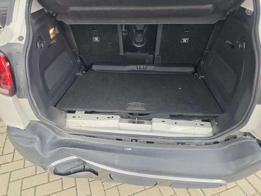 Pelēks Citroen c3-aircross 2018 Tauragė, ar dzinēja tilpumu 1.20 L un nobraukumu 130 tūkst. km par 3950 €, foto 11 vietnē AUTOMOTO.COM.LV